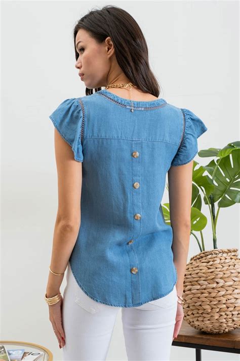 Chambray Back Button Top How Cute Is That Boutique