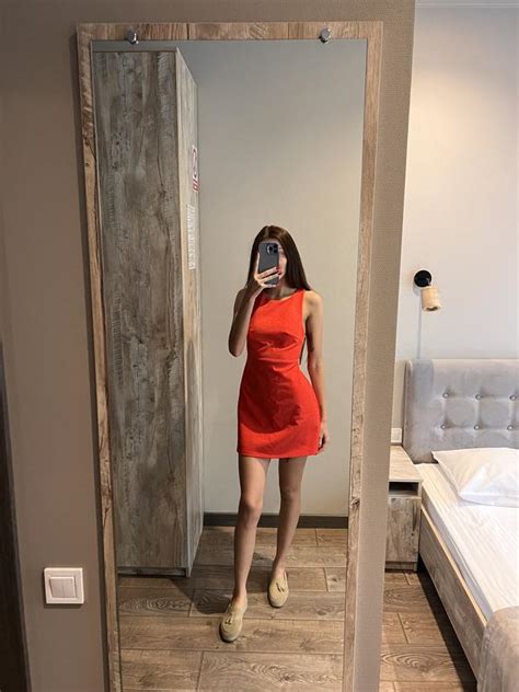 Сукня — ціна 400 грн у каталозі Короткі сукні Купити жіночі речі за доступною ціною на Шафі