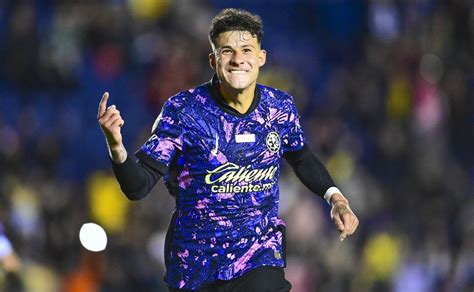 Ya Está En Coapa Y Sería El Nuevo Delantero De América Si Illian Hernández Se Va Del Equipo