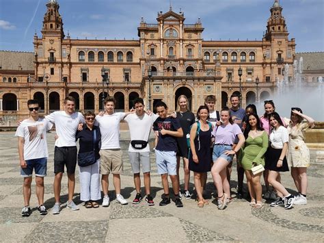 Face Alignment Doesnt Work Quite Often Even On Front Views · Issue 4 · Sczhoucodeformer · Github