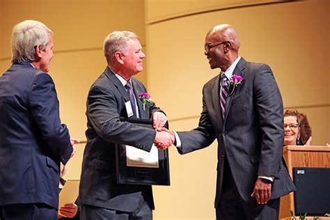 College Of Education Inducts 18 Members Into Hall Of Fame News
