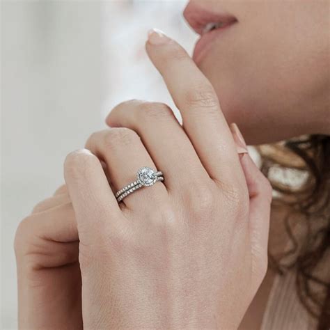 Wedding Ring To Go With Halo Engagement Ring