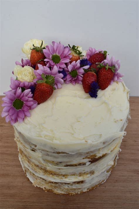 Woolies Mud Cake Hack Doable Cakes For People Who Dont Like To Bake Be A Fun Mum