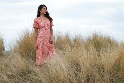 Vibrant Expressions Foil