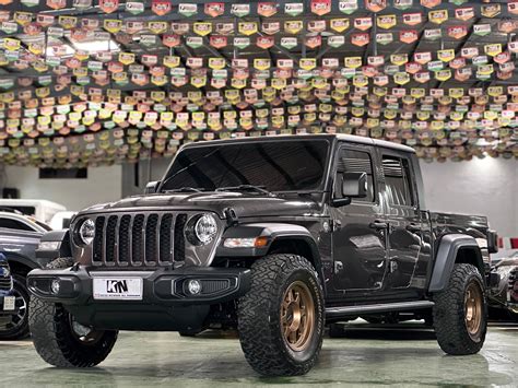 Get Used Jeep Gladiator 51326 Price And Sellers Information Carmudi