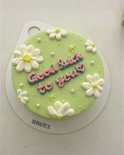 Pin By Keira On Cakeee🎂 Pretty Birthday Cakes Simple Birthday Cake
