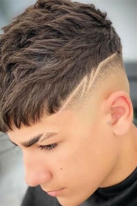 12 Trendy Lightning Bolt Haircut Ideas To Style In 2024