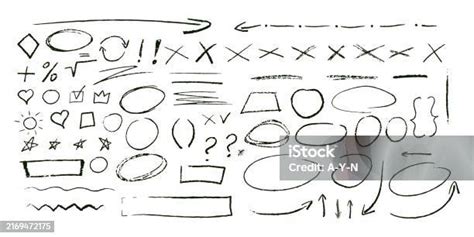 검은 색 밑줄 연필 손으로 그린 다양한 타원 구두점 방향 포인터 화살표 별 물음표 및 느낌표 벡터 그런 지 검은 색 스트라이크 스루와 밑줄 요소 분필에 대한 스톡 벡터 아트