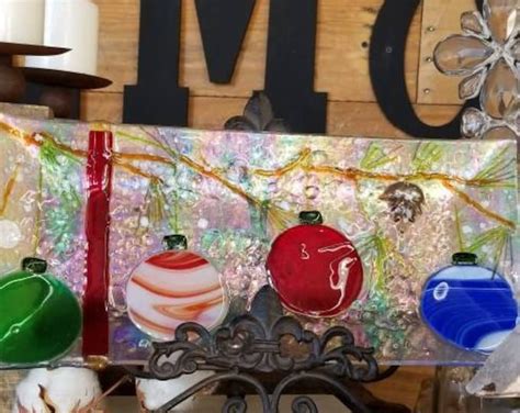 Christmas Plates Fused Glass Dish Etsy Fused Glass Fused Glass