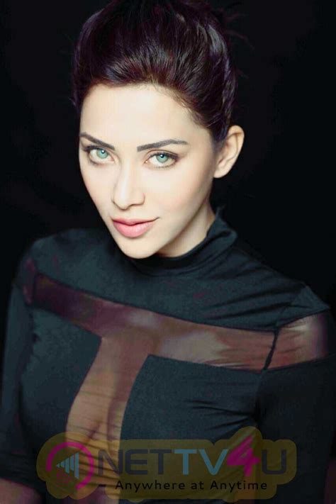 Actress Angela Krislinzki Hot And Sexy Photoshoot Galleries Hd Images