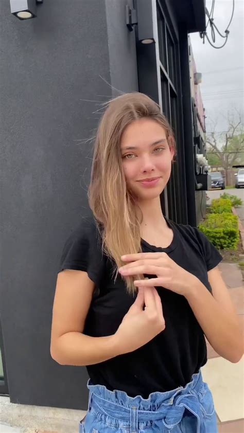 Laneya Grace Artofit