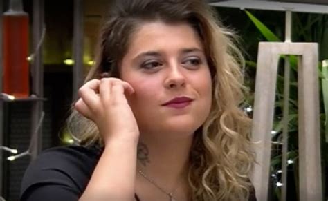 Ella Dice Que Es Una Diosa Del Sexo L Quiere Saber M S Y Lo Que Descubre Casi Le Provoca Un