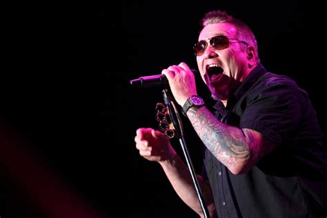 Steve Harwell Frontman For Grammy Nominated Band Smash Mouth Dies At