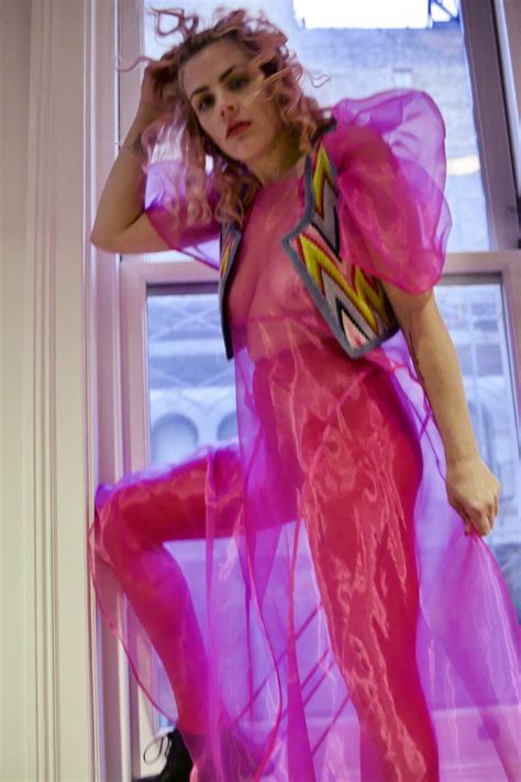 Busy Philipps And The Nips You Didnt Know You Didnt Want To See Of The Day