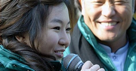 밥퍼 봉사하는 자두