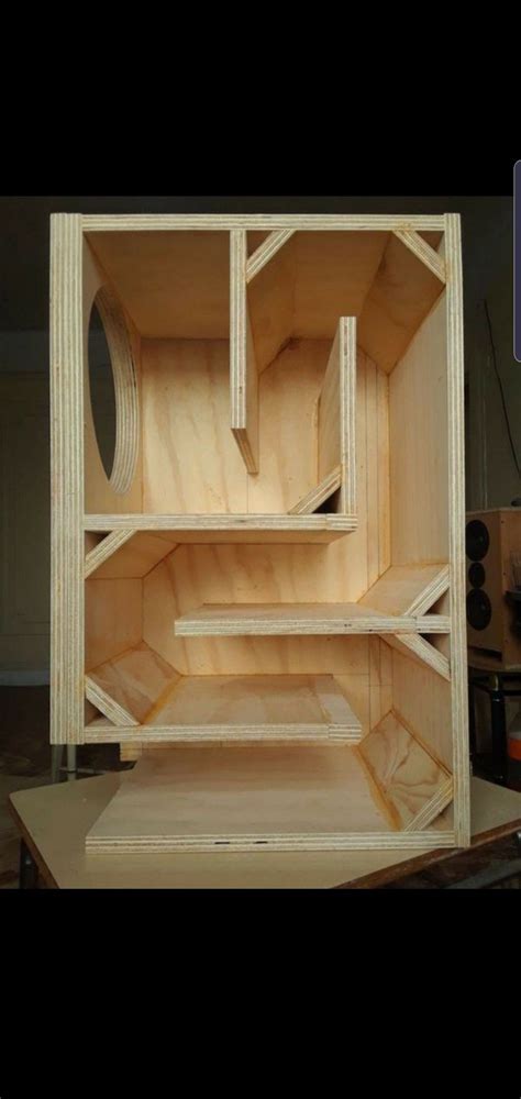 Custom Wooden Speaker Box Design
