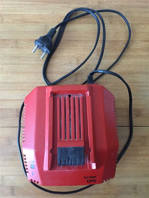 Бързо зарядно за батерии С4 36 350 Hilti Хилти гр София Лозенец • Olx Bg