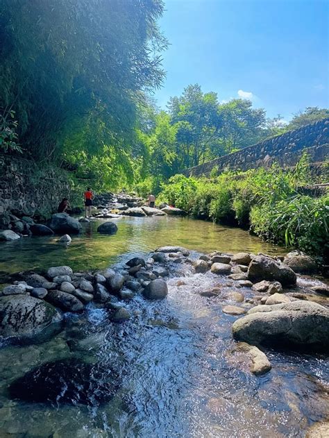 玩水一定要来这里｜遡溪游泳戏水捞鱼 花瓣网