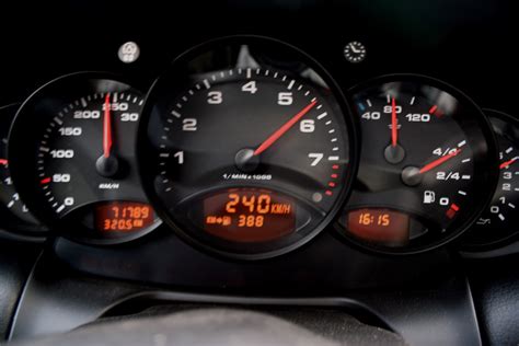 Understanding The Speeding Violations According To The New Traffic Law