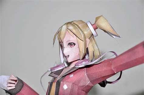 Emilia Percival Personnage Manga Papercraft