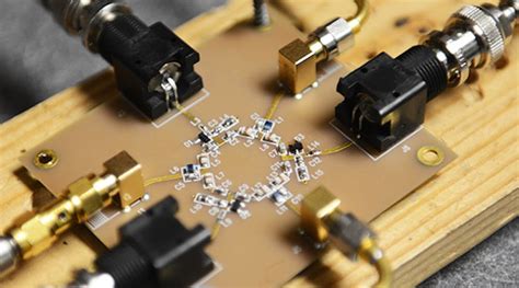Radio Wave Circulator Frees Telecommunications From Magnetic Hold