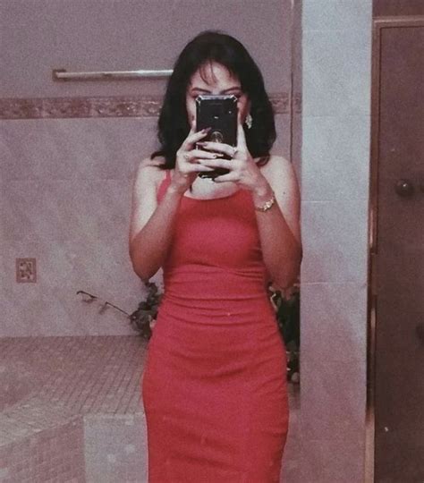 Ikuti Tips Jitunya Cara Foto Selfie Yang Aesthetic Dengan Kamera HP Fotokita