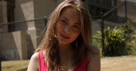 Zishy Girl 24
