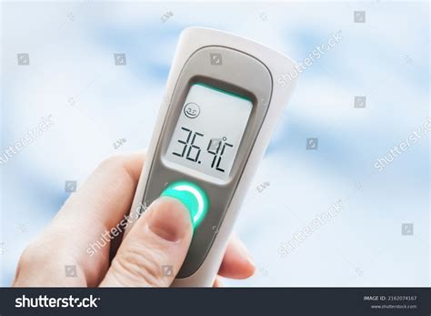Body Temperature Measuring Devices Over 2 678 Royalty Free Licensable