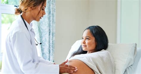 Whats The Difference Between A Midwife And Ob Gyn Huffpost Life