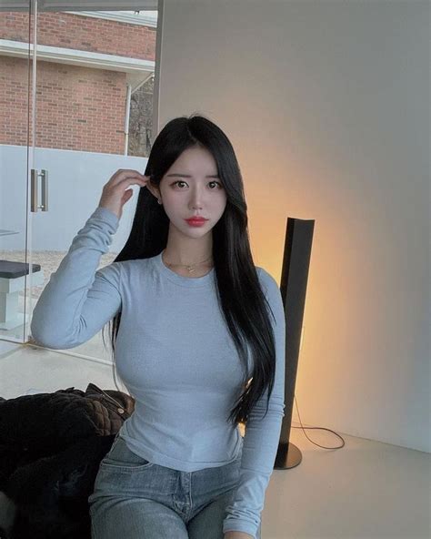 일반인 모델 청바지 1에 있는 하늘 무지개 벽옥님의 핀 여성 청바지 여성 패션 아름다운 여성