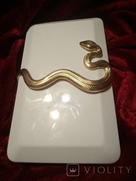 Оригинальный парфюмерный клатч с флаконом от Killan на сайте для