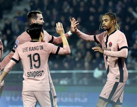 ‘대강인 가장 빛났다 2골 1도움 원맨쇼psg 앙제 원정서 4 2 승리→개막 11g 무패 행진 리그앙