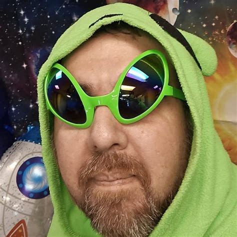 Fernando Cisneroz Dragonspyke • Threads Say More