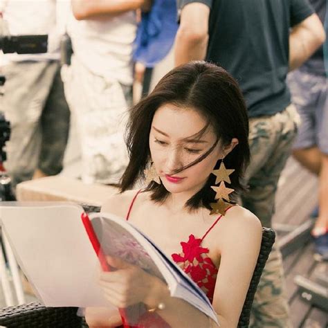 娛樂圈的一股清流：5歲出道演戲25年零緋聞，不火但從小美到大！ 每日頭條
