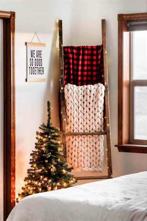 12 Styling A Ladder Ideas Blanket Ladder Diy Blanket Ladder Blanket