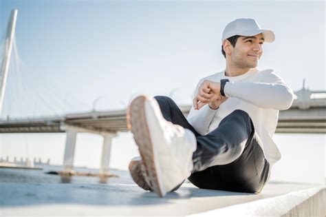 Premium Photo Uses A Fitness Tracker Bracelet On A Mans Arm Fitness