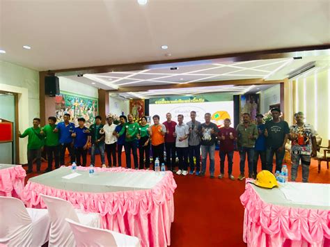 ขอบคุณ อบรม จป กับ อ โจจี้ ภคนนท์ พรหมสุวรรณ