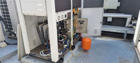 삼성냉동시스템 시공사례 삼성냉동시스템입니다화성 위험물 방폭저온저장고유니트쿨러 냉매누설수리유지보수출장수리시공사례입니다