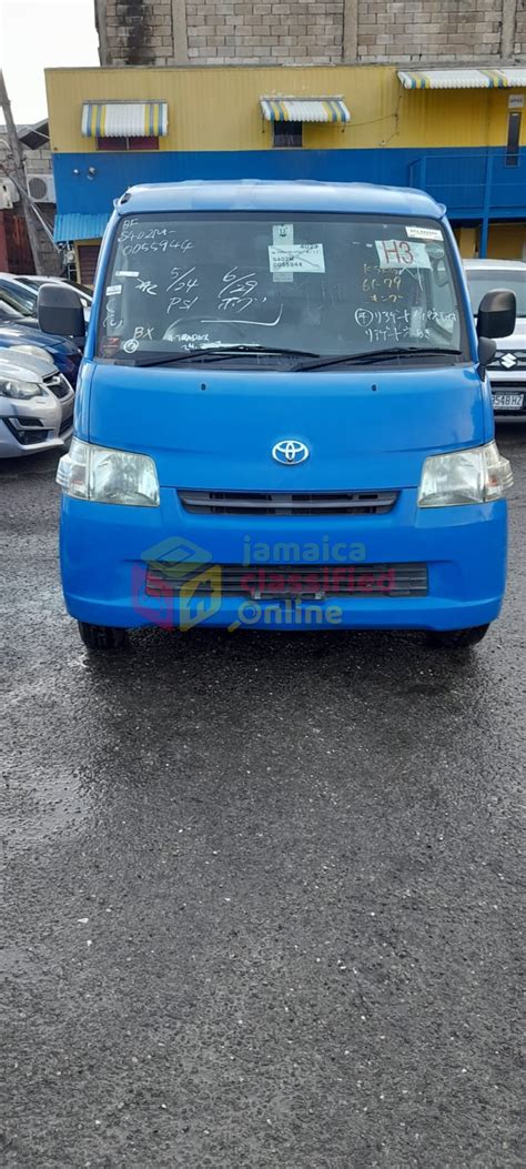 For Sale 2016 Toyota Liteace 29 Halfway Tree Road