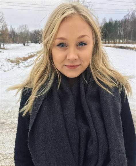 Picture Of Emma Carlsson