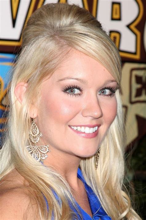 Natalie White S Instagram Twitter Facebook On Idcrawl