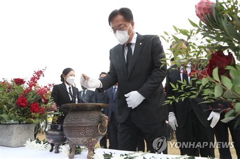 노태우 전 대통령 1주기 추모식 연합뉴스