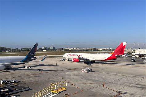 Japans Ana Taps Boeing Airbus Embraer In 77 Jet Order Air Freight News