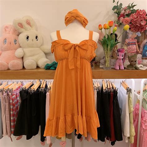 라이브코디 정보입니다🧡 역대급 귀여운 오렌지코디ㅠㅠ🍊 진짜 제 기준에서는 역역역대급 이에요ㅠㅠ 너무나 소중한 코디들🧡 바캉스에서 이정도 입어줘야 인생샷 아니겠습니까🤗