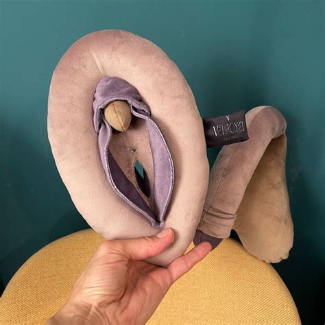 Sex Education Tools Anatomy Pillow Set Vulva With Detachable Clitoris