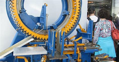 A Toblerone Packaging Machine Imgur