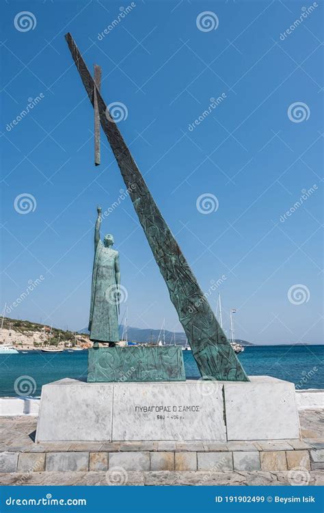 Statue Of Pythagorasancient Greek Mathematician And Geometer Royalty Statue Of Pythagorasancient Greek Mathematician And Geometer Royalty