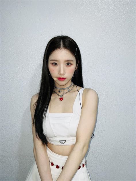 이달의 소녀 희진 촬스의 이슈와 유머