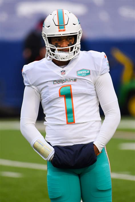 Dolphins Qb Tua Tagovailoa On Contract Situation