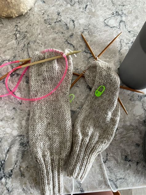 Help Understanding Pattern R Knitting